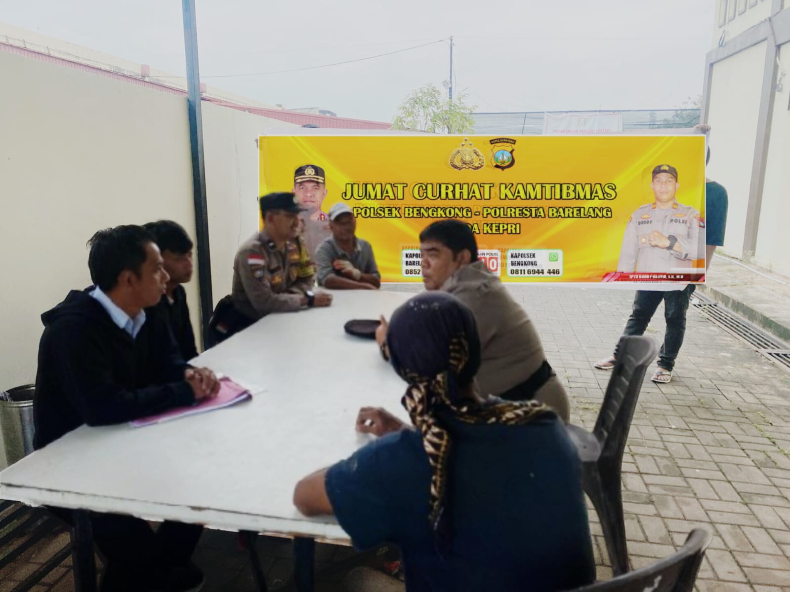 Polsek Bengkong Dengarkan Aspirasi Melalui Giat Jum'at Curhat - MataKepri || Portal Berita Untuk ...